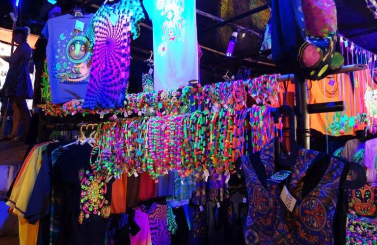 19 Best Shopping Markets in Goa for Shopaholics with Location