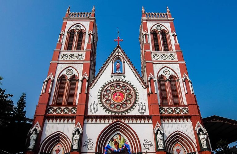 6 Churches in Pondicherry: Location, Denomination, Timings