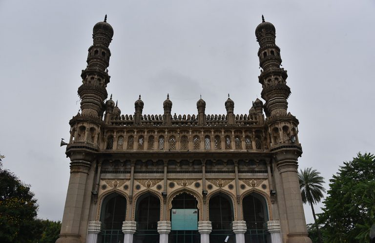 12 Top Historical Places in Hyderabad with Location & Timings