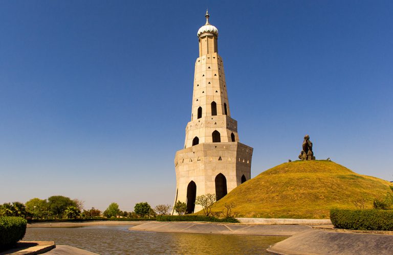 14 Best Places to Visit in Mohali 2023: Location & Timings