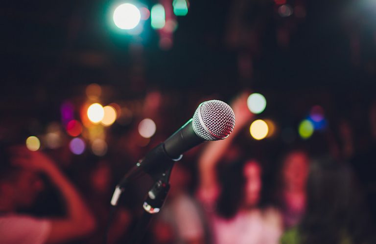 22 Best Bars & Pubs in Lucknow : Timings, Location, Cost for 2