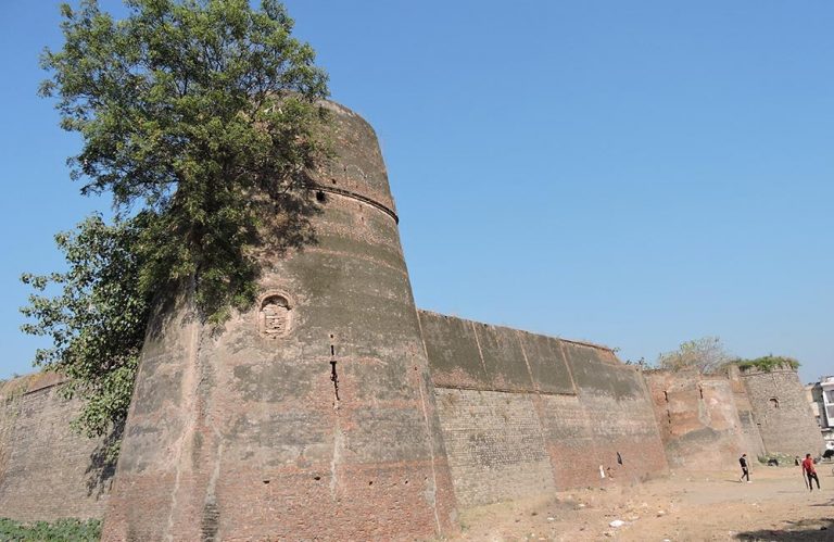 8 Must-Visit Forts in Chandigarh with Location, Distance