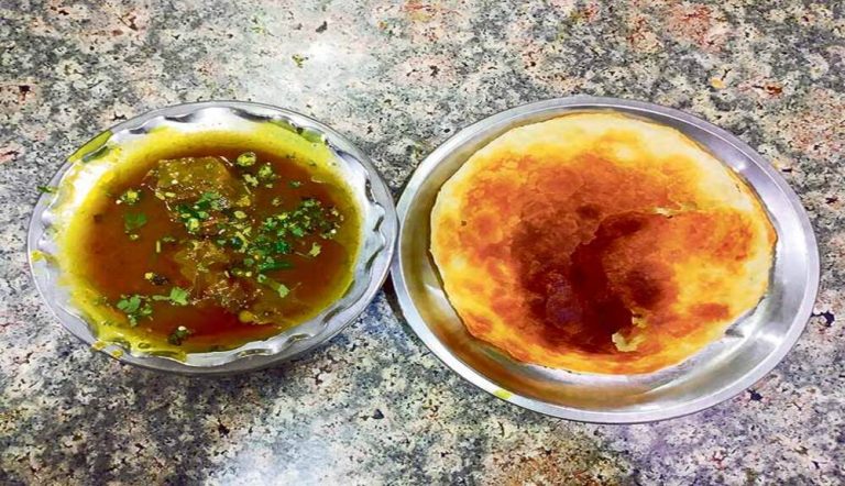 15 Most Appetising Street Foods in Lucknow That You Must Try