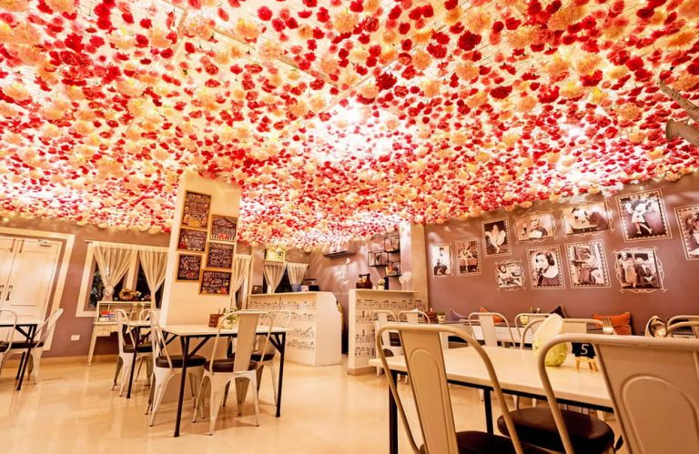 20 Best Cafes in Lucknow: Address, Timing, Avg. Cost for 2